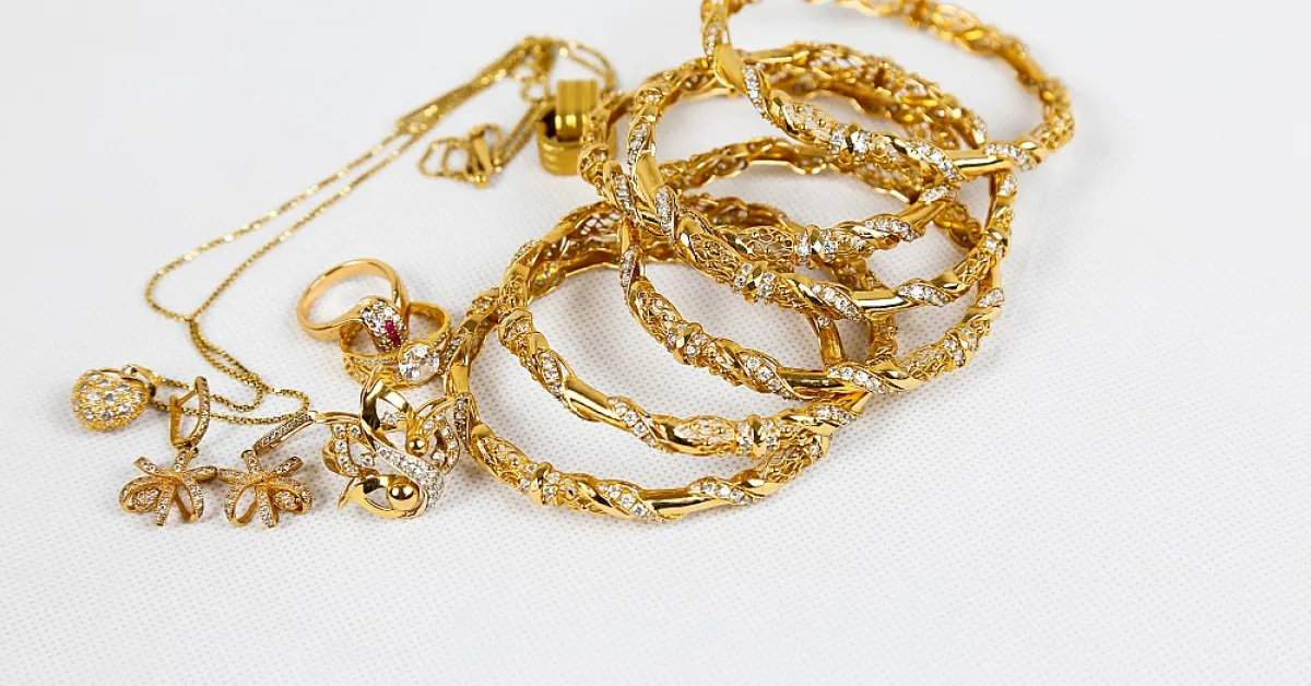 Why forget me not earrings are a timeless symbol in fine jew