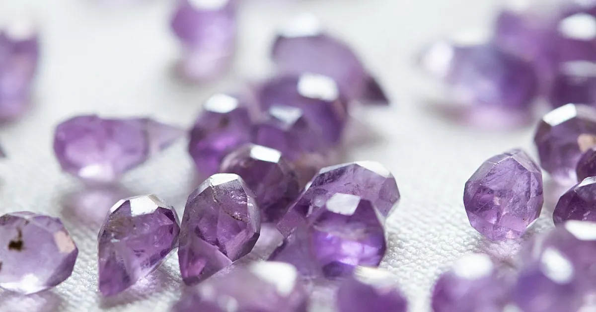 Understanding the trend of custom Rolex teeth in fine jewelry